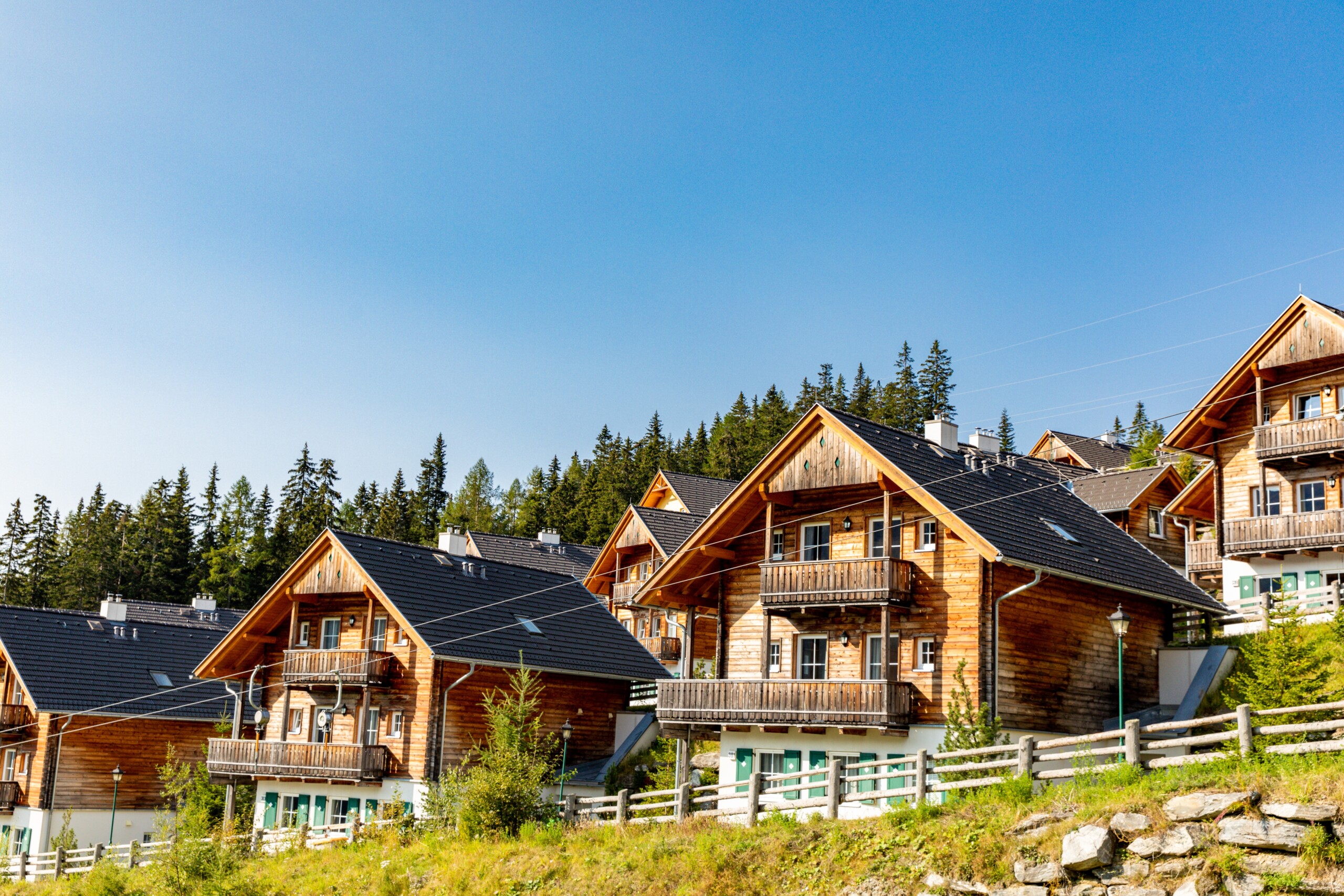 Bedbinders for Holiday Resorts - Bedbinders